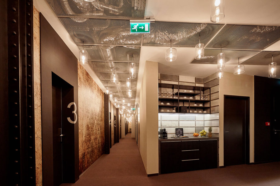 Extravagant loft style hotel in Budapest for industrial lovers ...