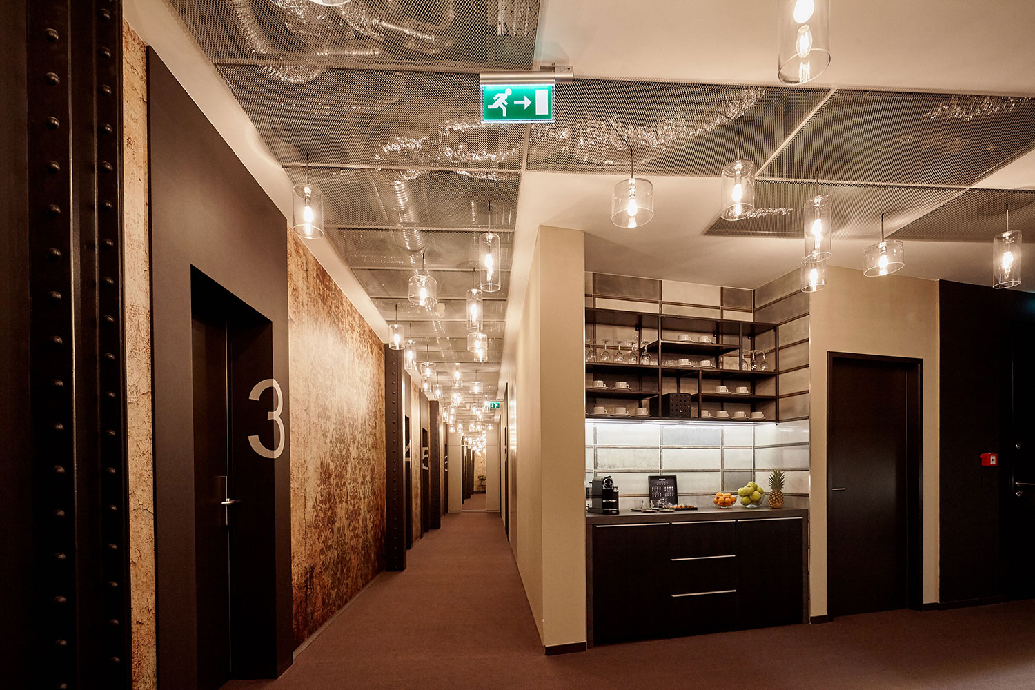 Extravagant loft style hotel in Budapest for industrial lovers ...
